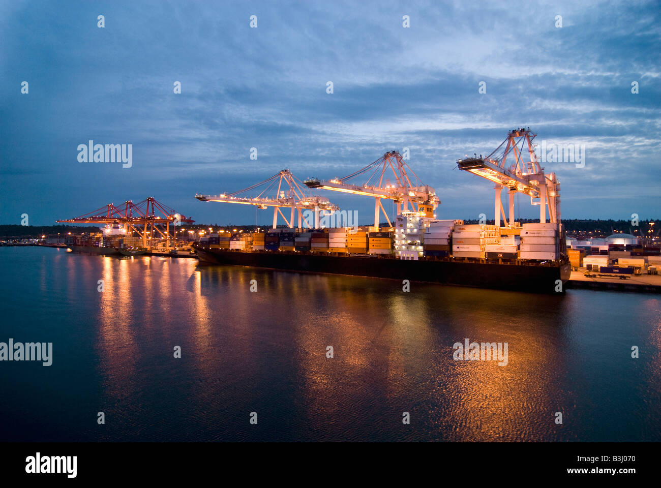 Seattle port container hi-res stock photography and images - Alamy