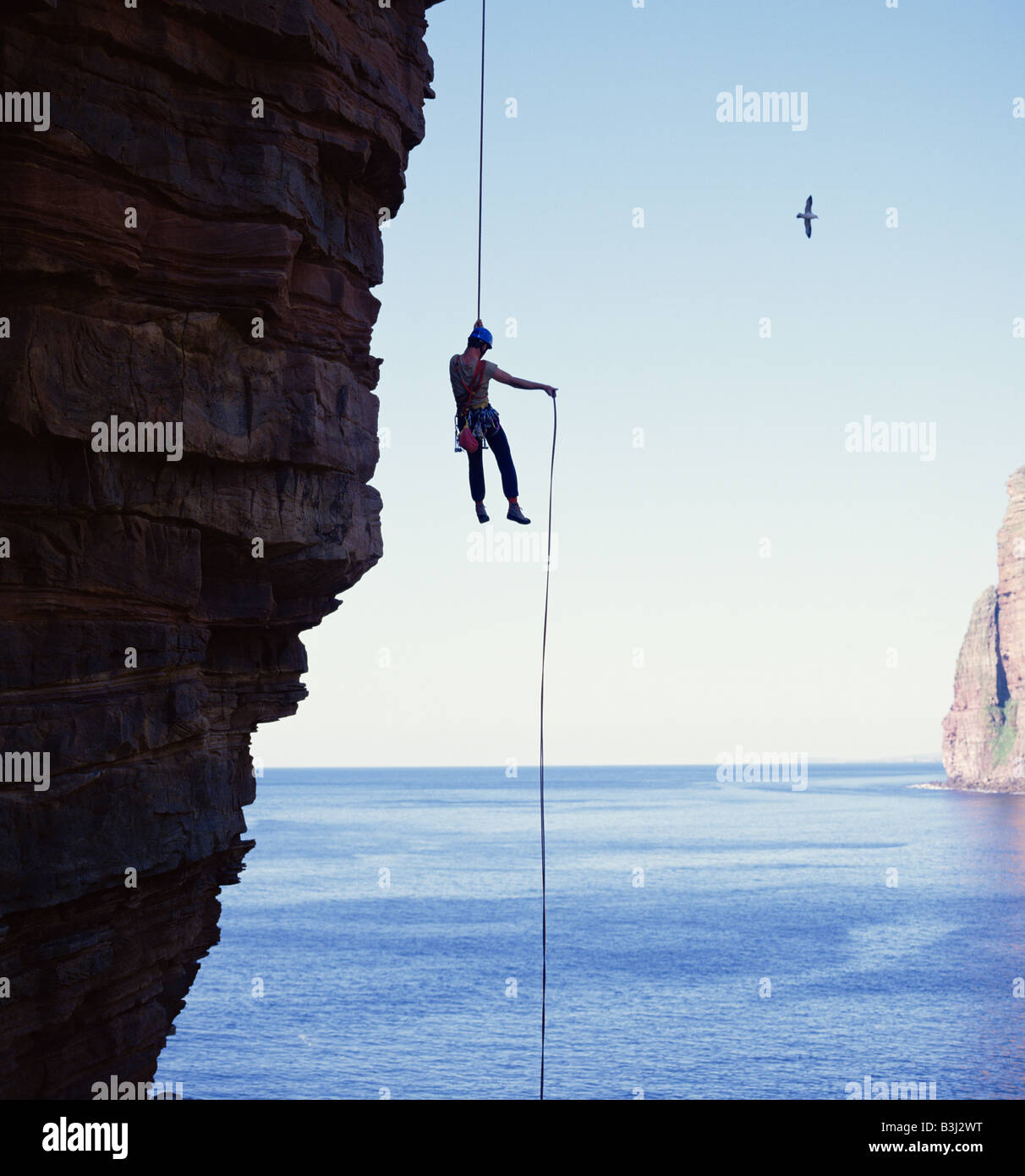 Scotland silhouette man sea hi-res stock photography and images - Alamy