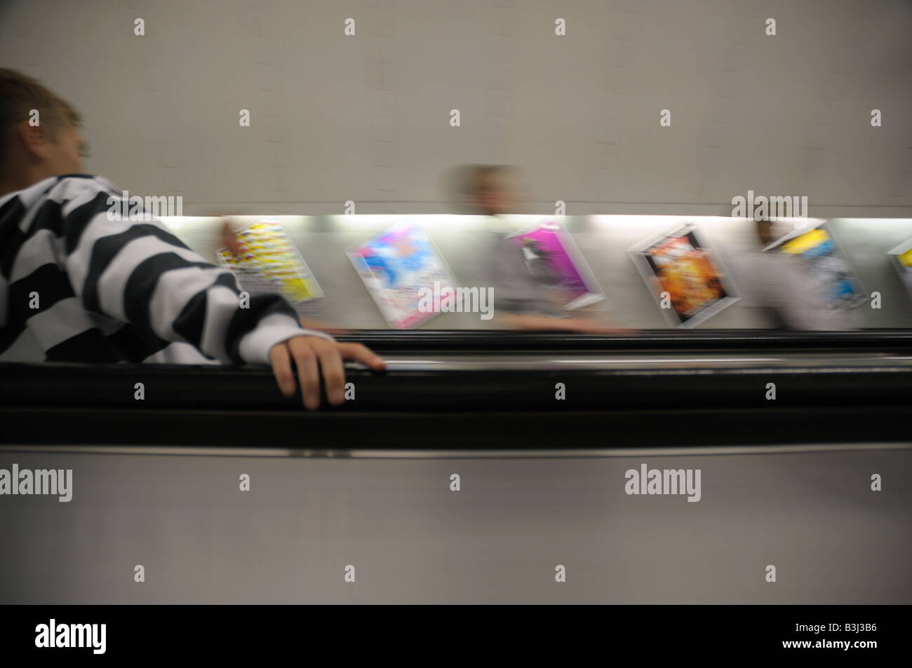 London underground tube posters hi-res stock photography and images - Alamy