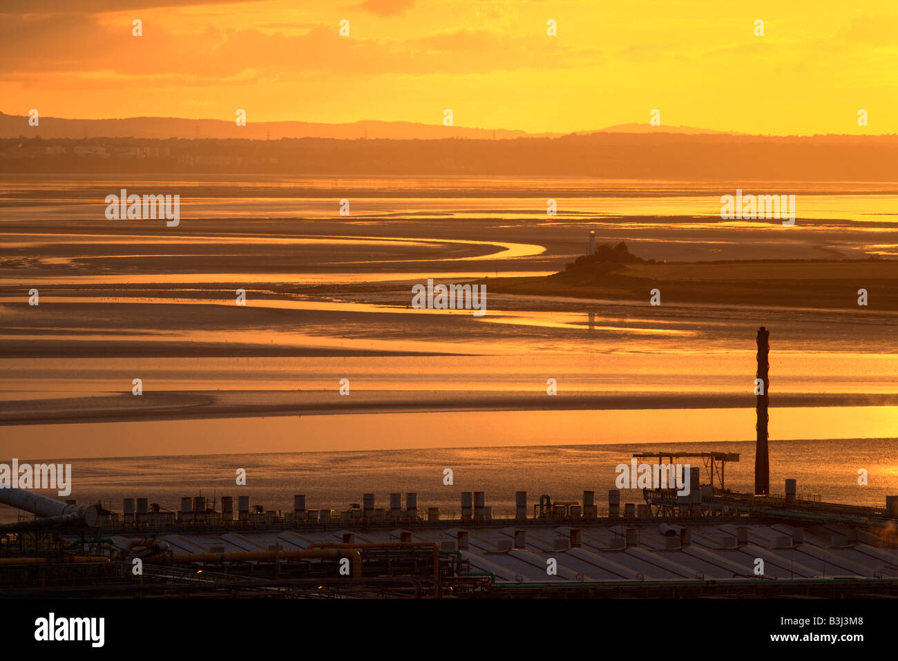 Sunset on River Mersey Stock Photo - Alamy