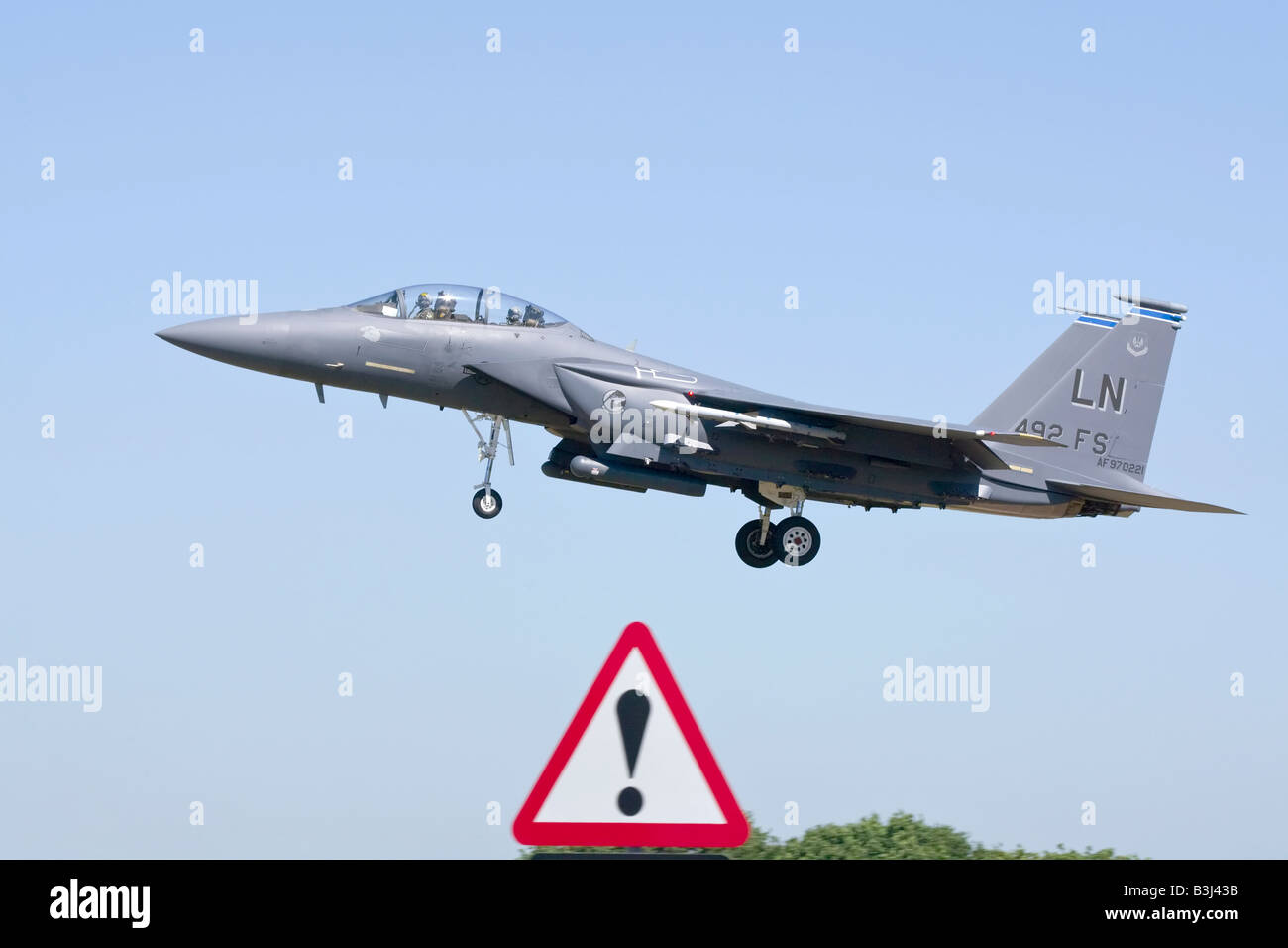 Eagle warning sign hi-res stock photography and images - Alamy