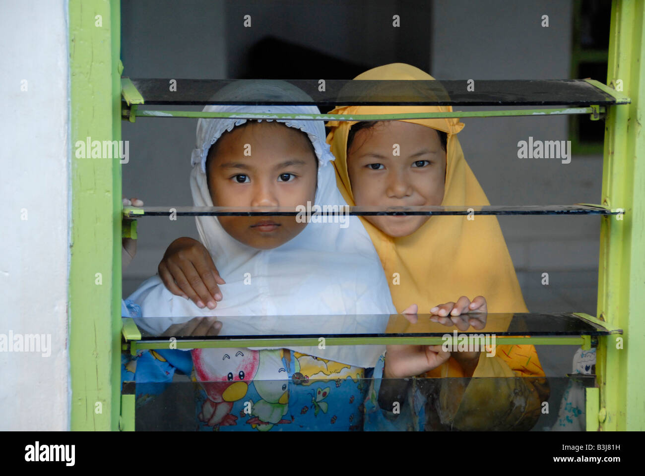 happy muslim children at the charity sponsored islamic school in slum ...