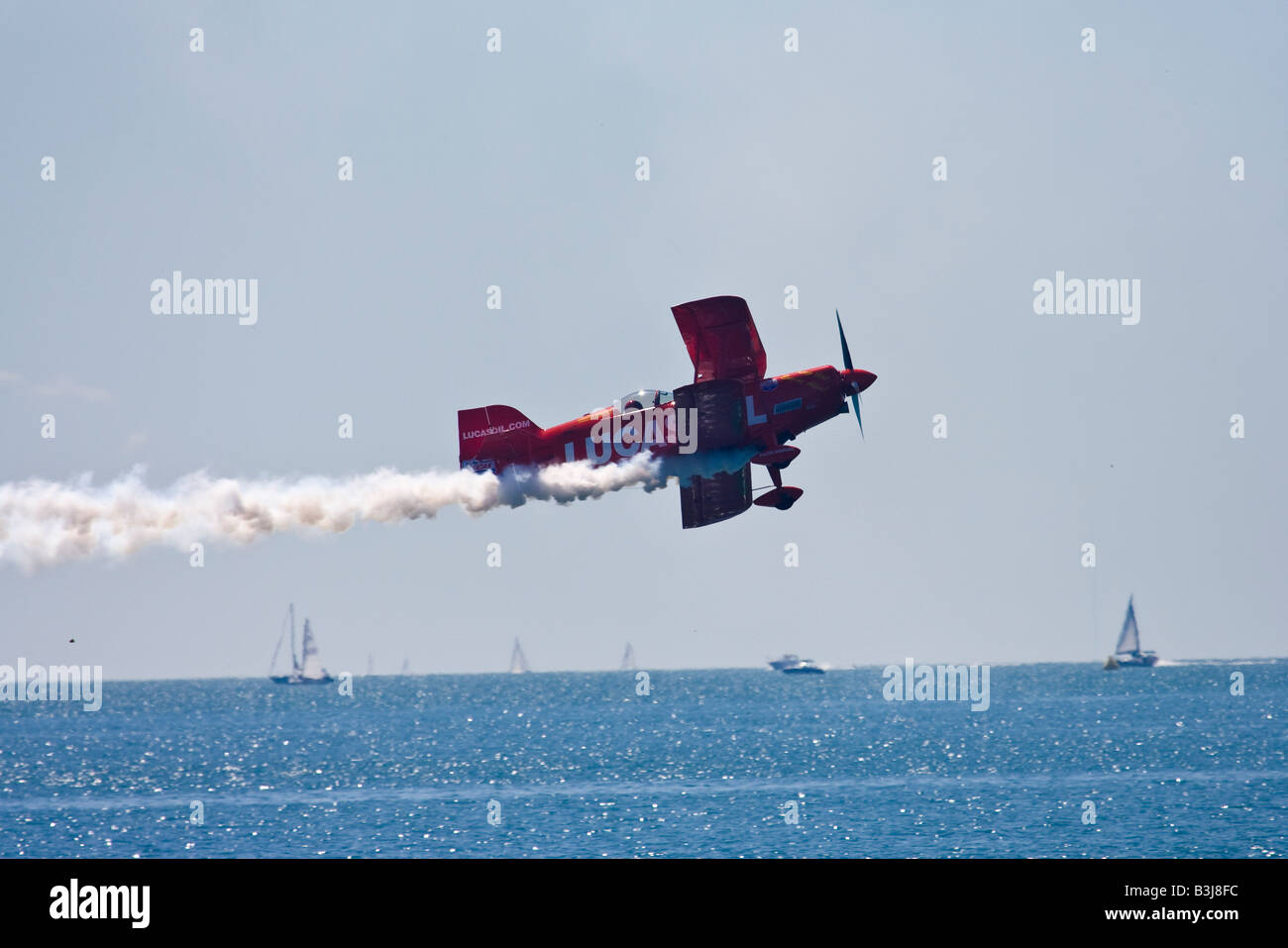 Mike Wiskus performs at the 2008 version of the Canadian International ...