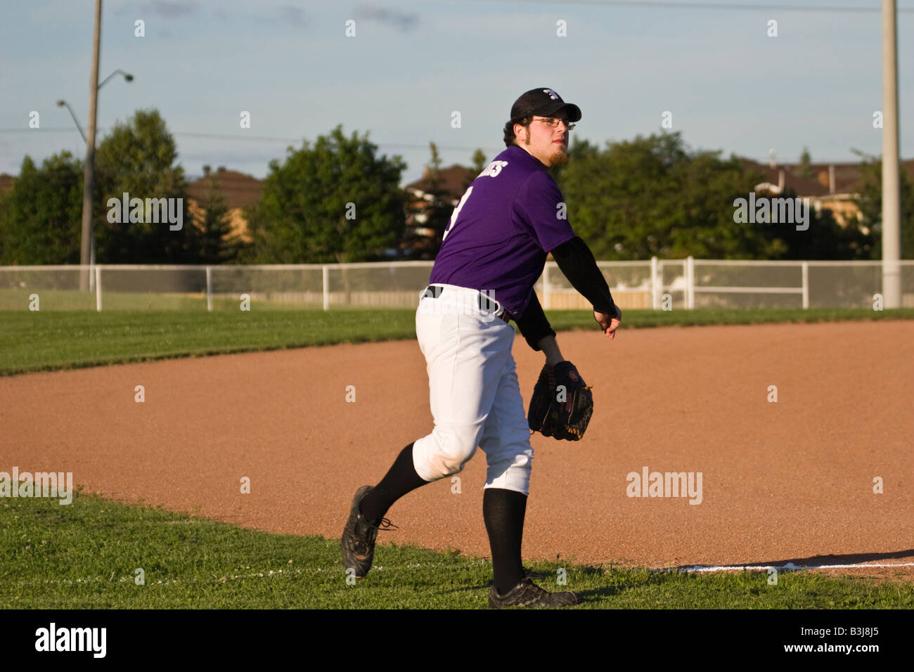 Home plate catcher catching baseball hi-res stock photography and ...