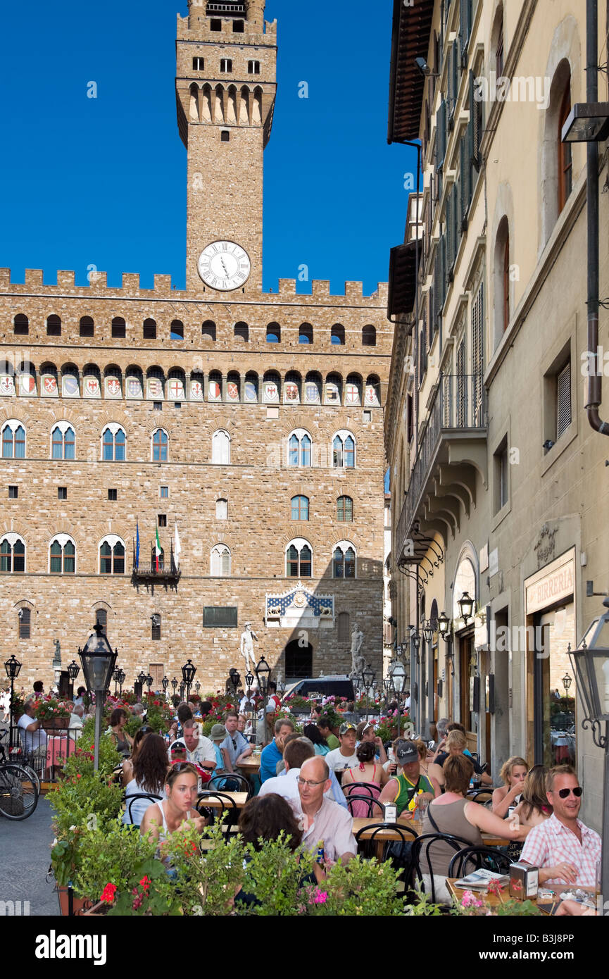 Open Air Cafe In Palace Square High Resolution Stock Photography and ...
