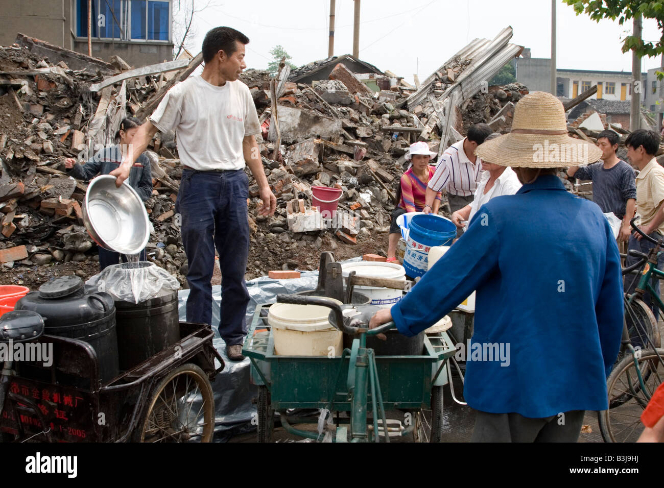 2008 sichuan earthquake hi-res stock photography and images - Alamy
