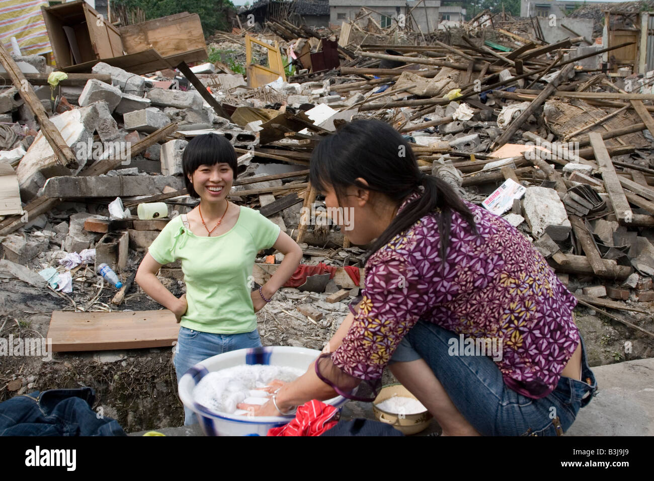 Disaster survivors hi-res stock photography and images - Alamy