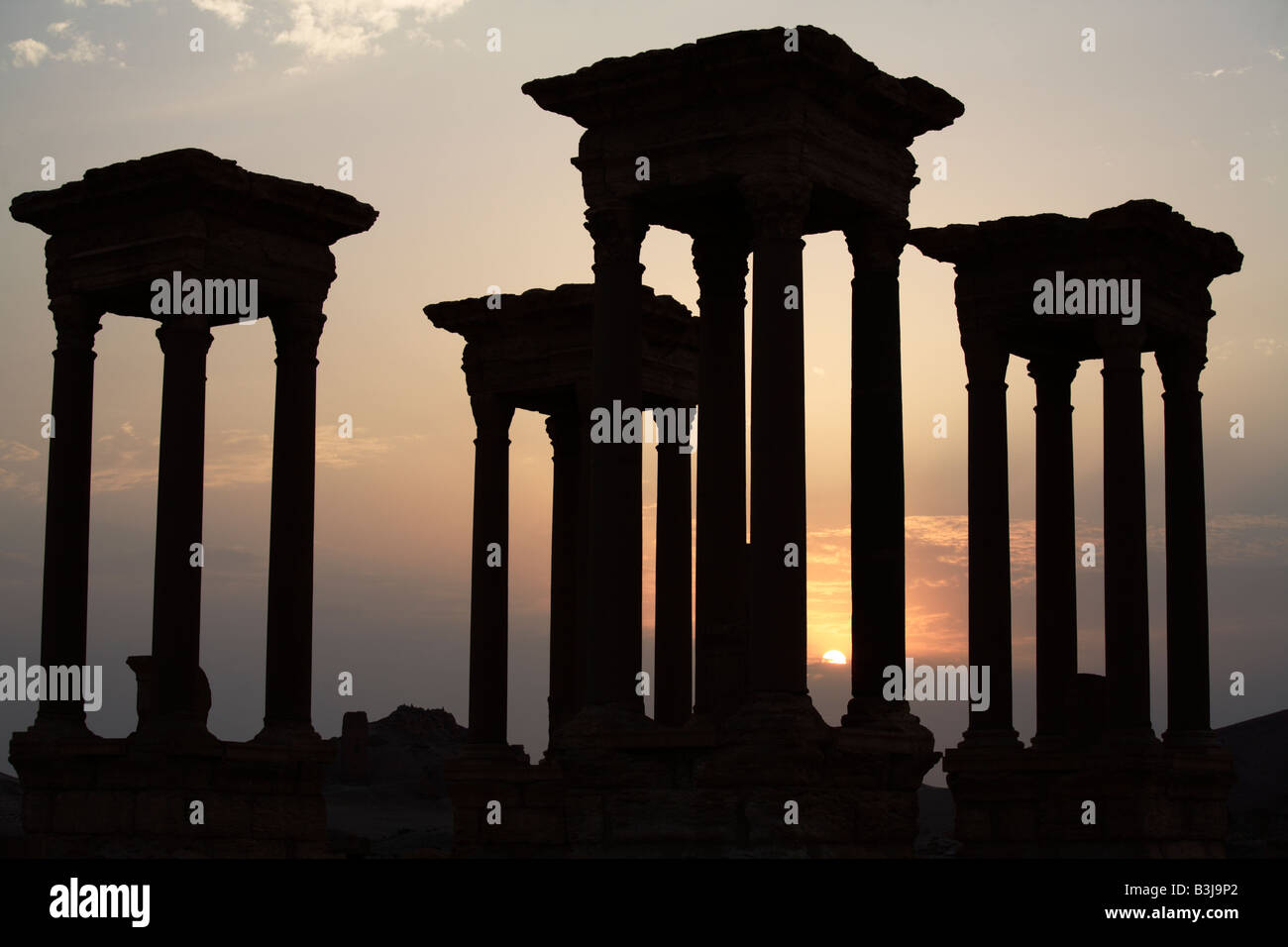 Tetrapylon Arch, Palmyra, Syria Stock Photo - Alamy