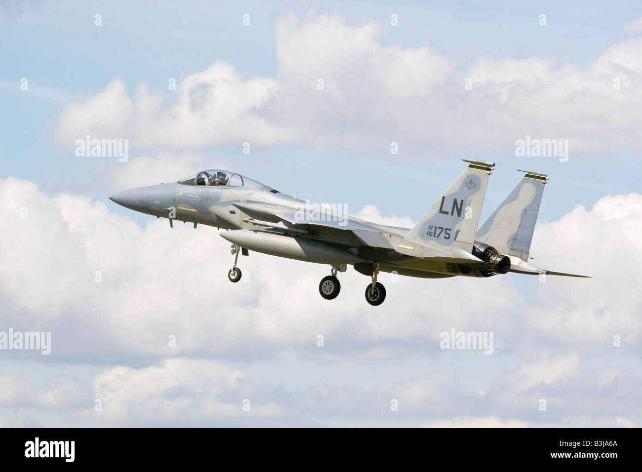 F15 eagle cockpit hi-res stock photography and images - Alamy