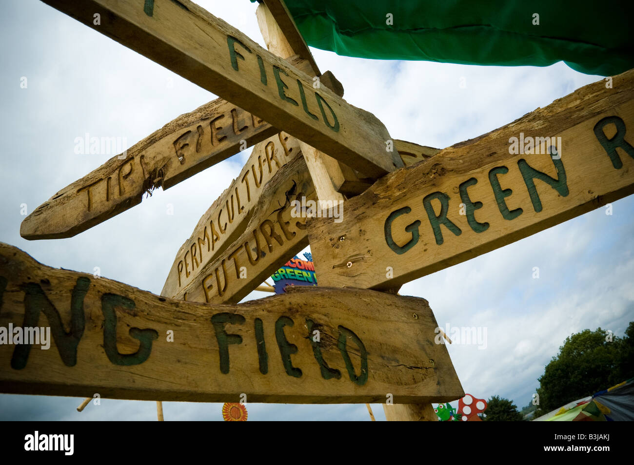Glastonbury festival directions hi-res stock photography and images - Alamy