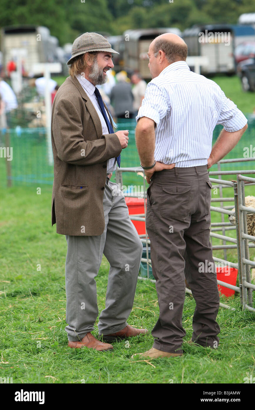 Judging animals hi-res stock photography and images - Alamy