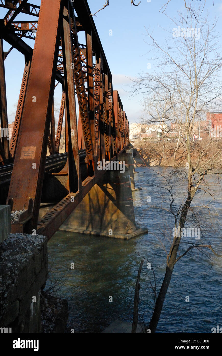 Railroad bridge over the Muskingum river in Zanesville Ohio Stock Photo ...