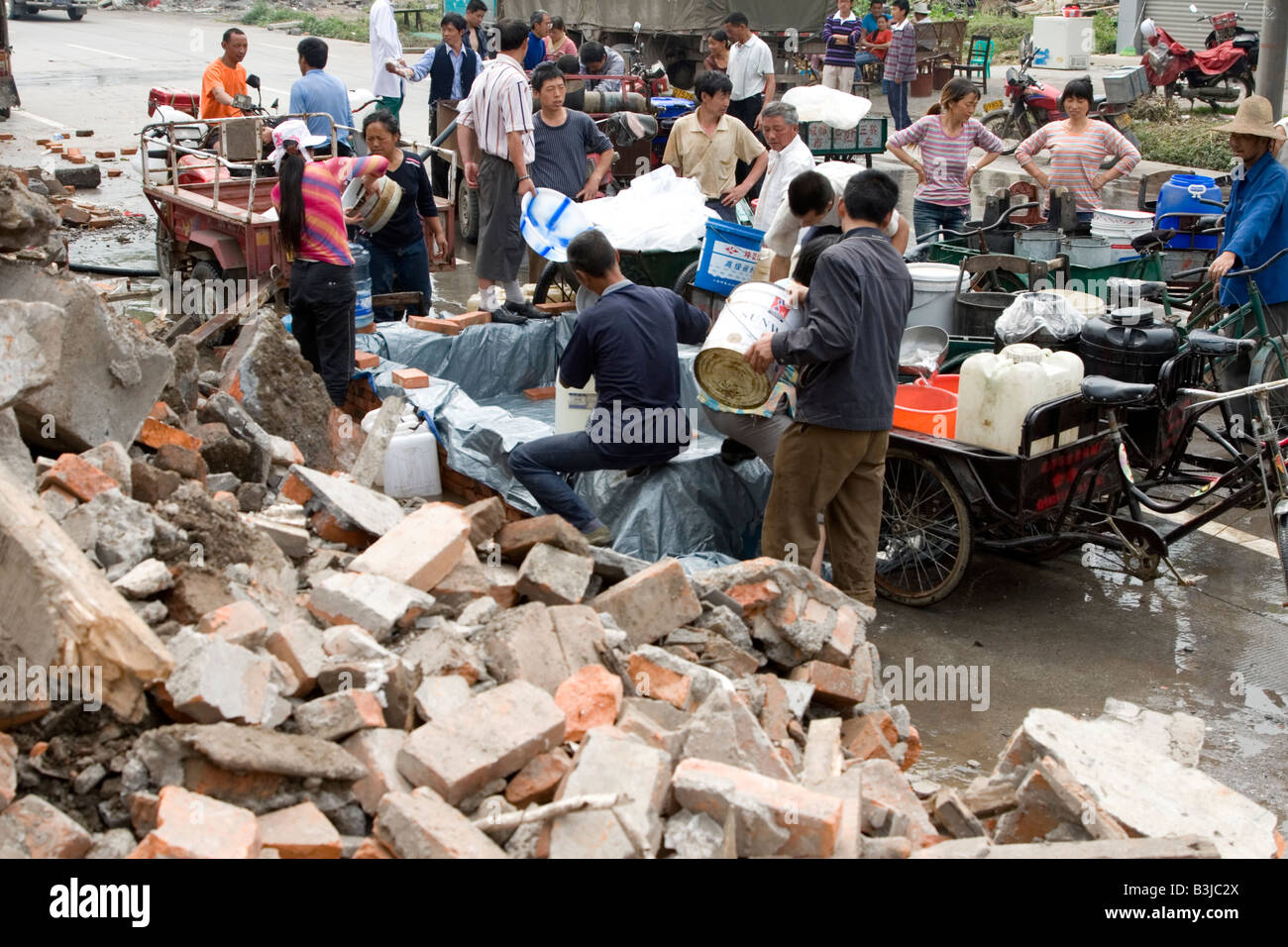 Village life in 2008 hi-res stock photography and images - Alamy