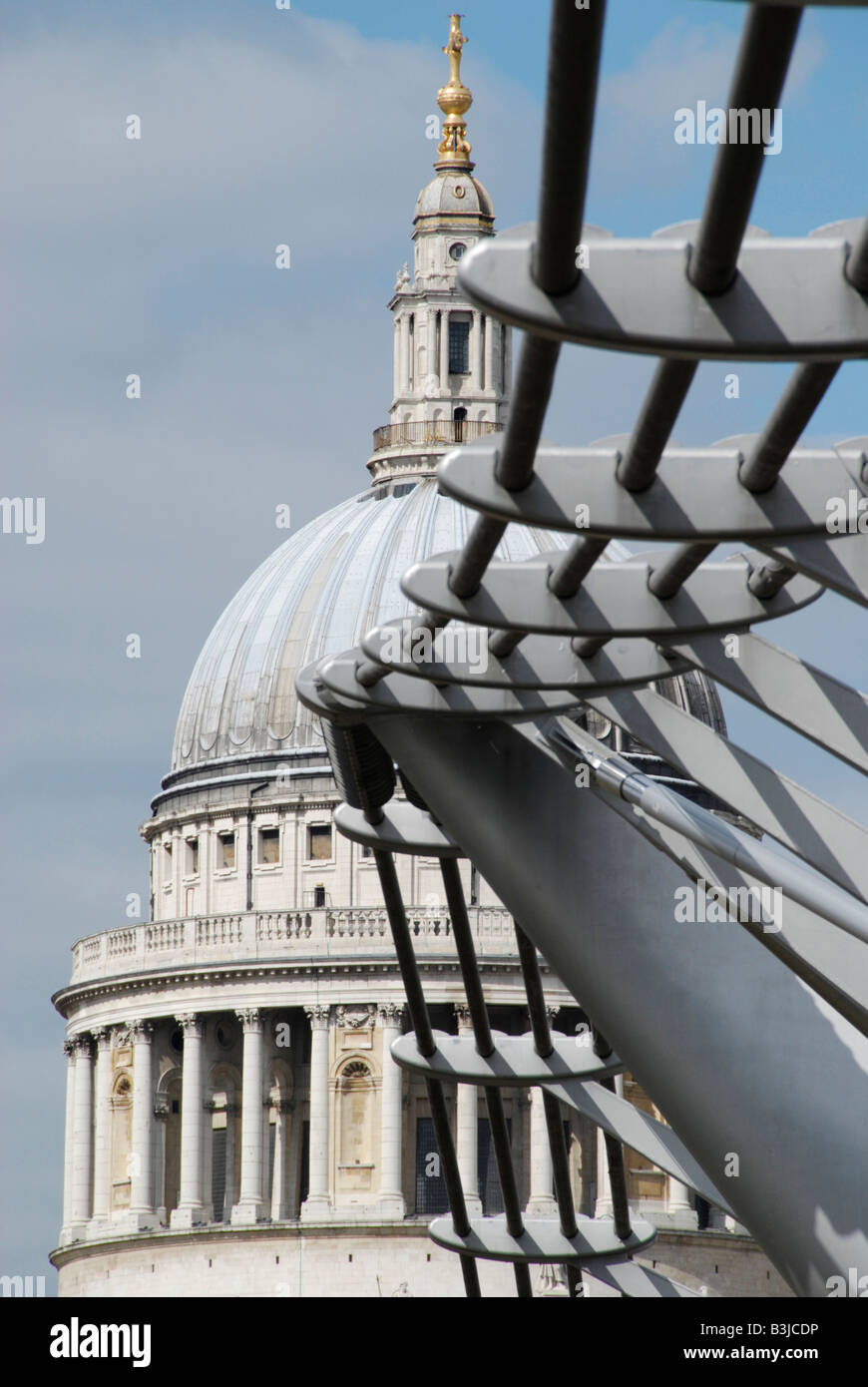 Millennium bridge closeup hi-res stock photography and images - Alamy