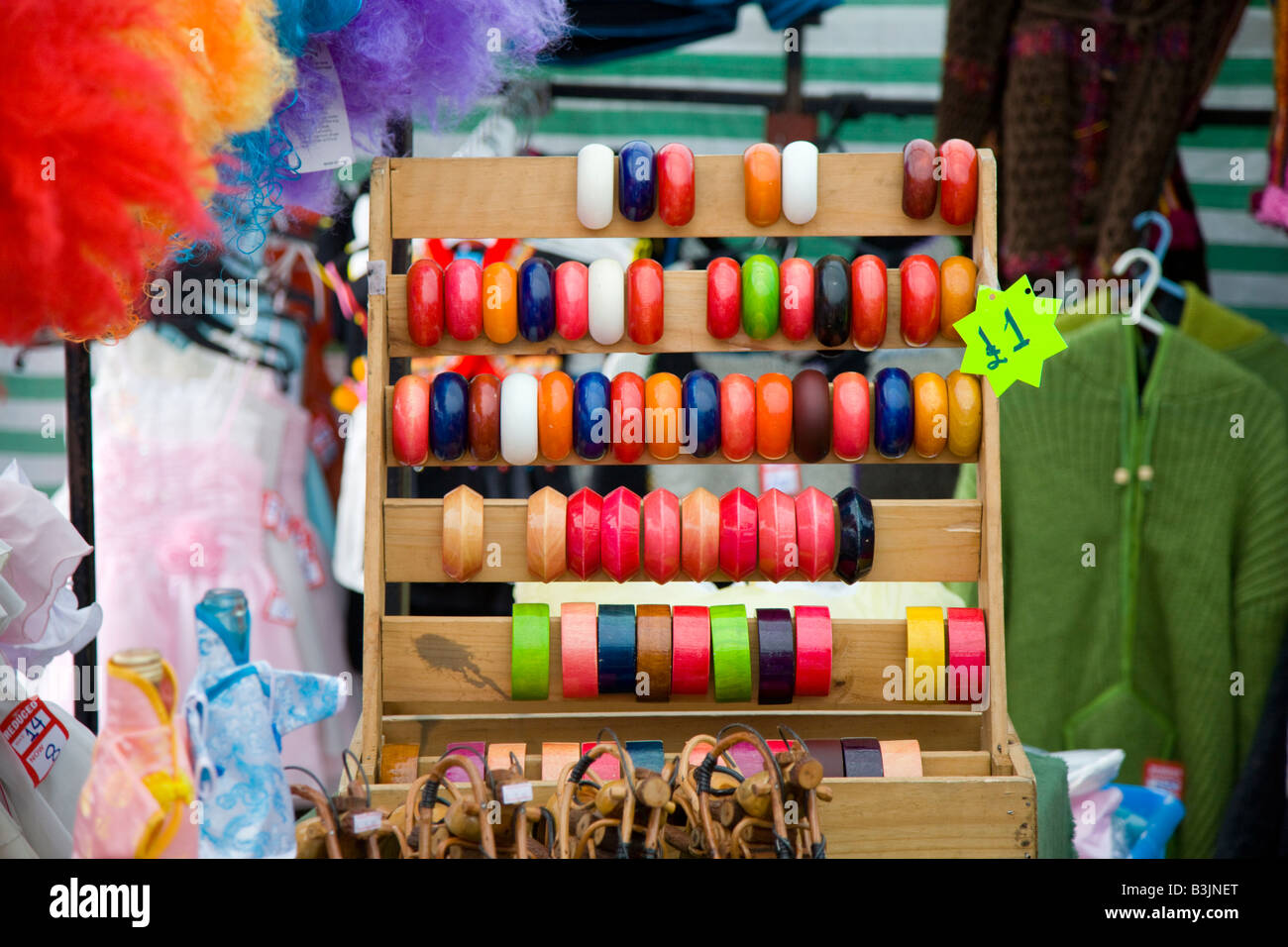 Jewellery market stall hi-res stock photography and images - Alamy