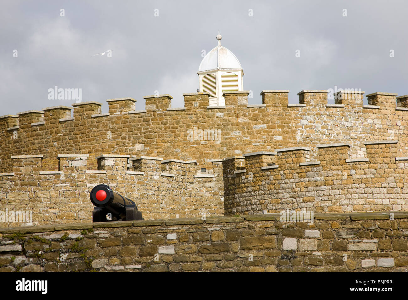 Deal historic castle kent england hi-res stock photography and images ...