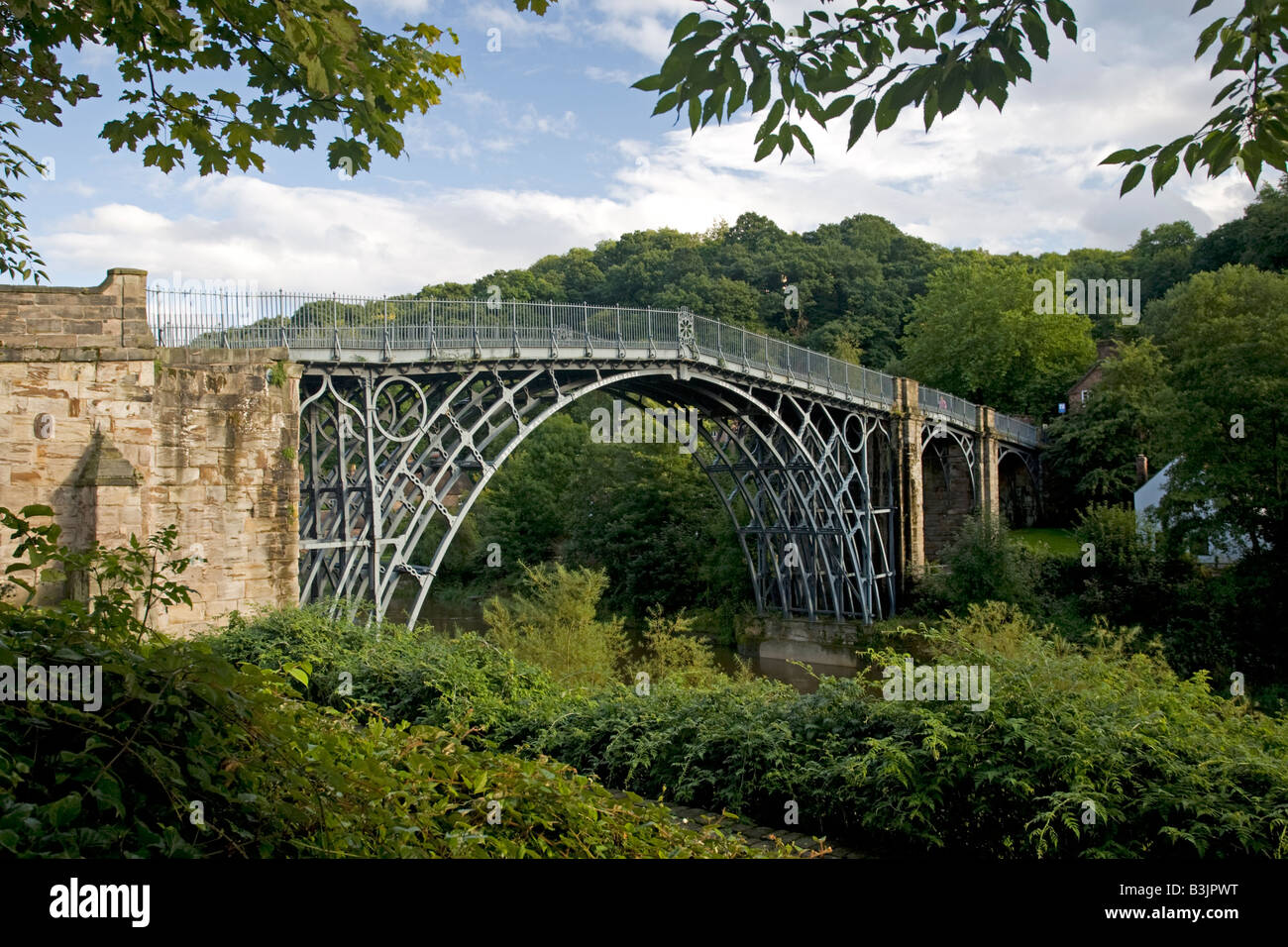 Iron bridge at Colabrookdale spanning gorge of River Severn Ironbridge ...