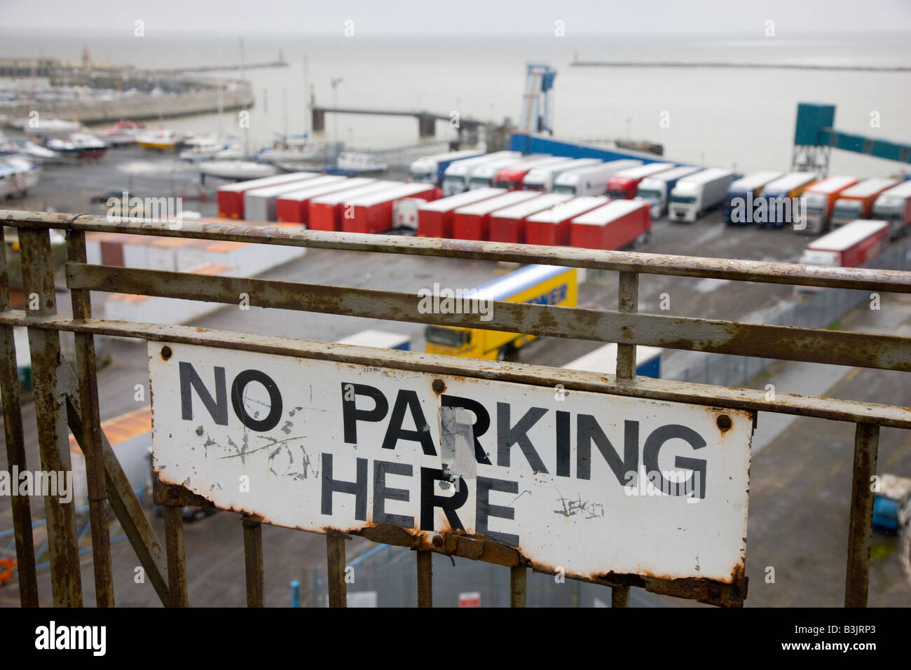 Lorry park hi-res stock photography and images - Alamy