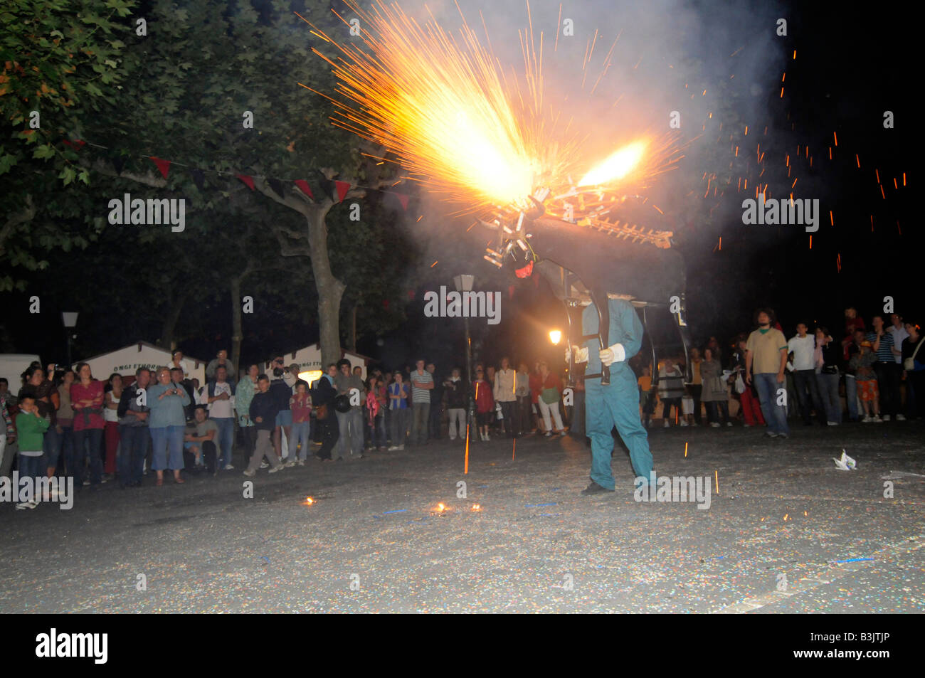 Toro de fuego hi-res stock photography and images - Alamy