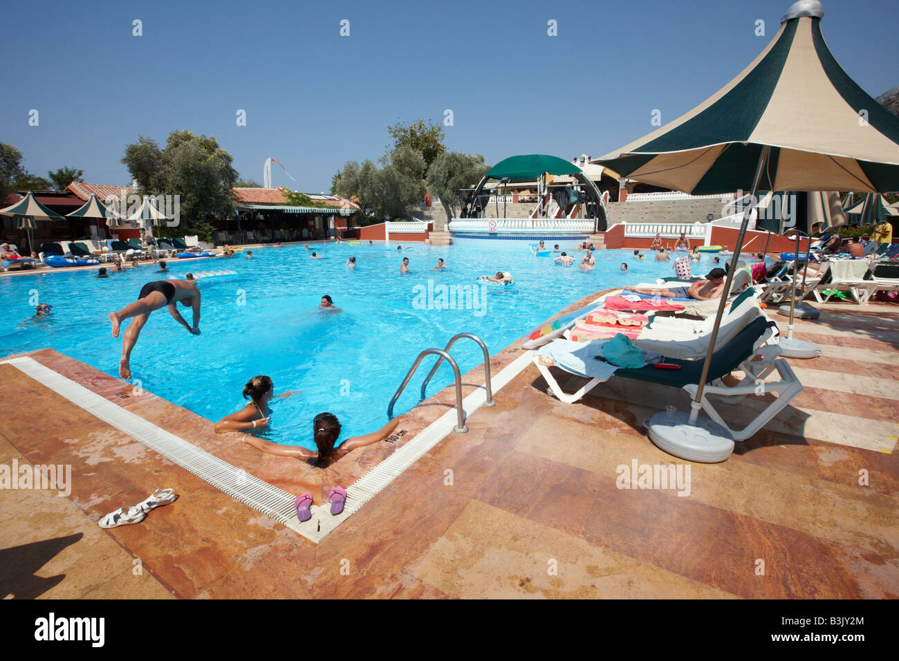 Pool people fun hi-res stock photography and images - Alamy