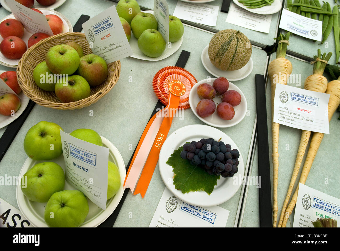 Village fete vegetables hi-res stock photography and images - Alamy