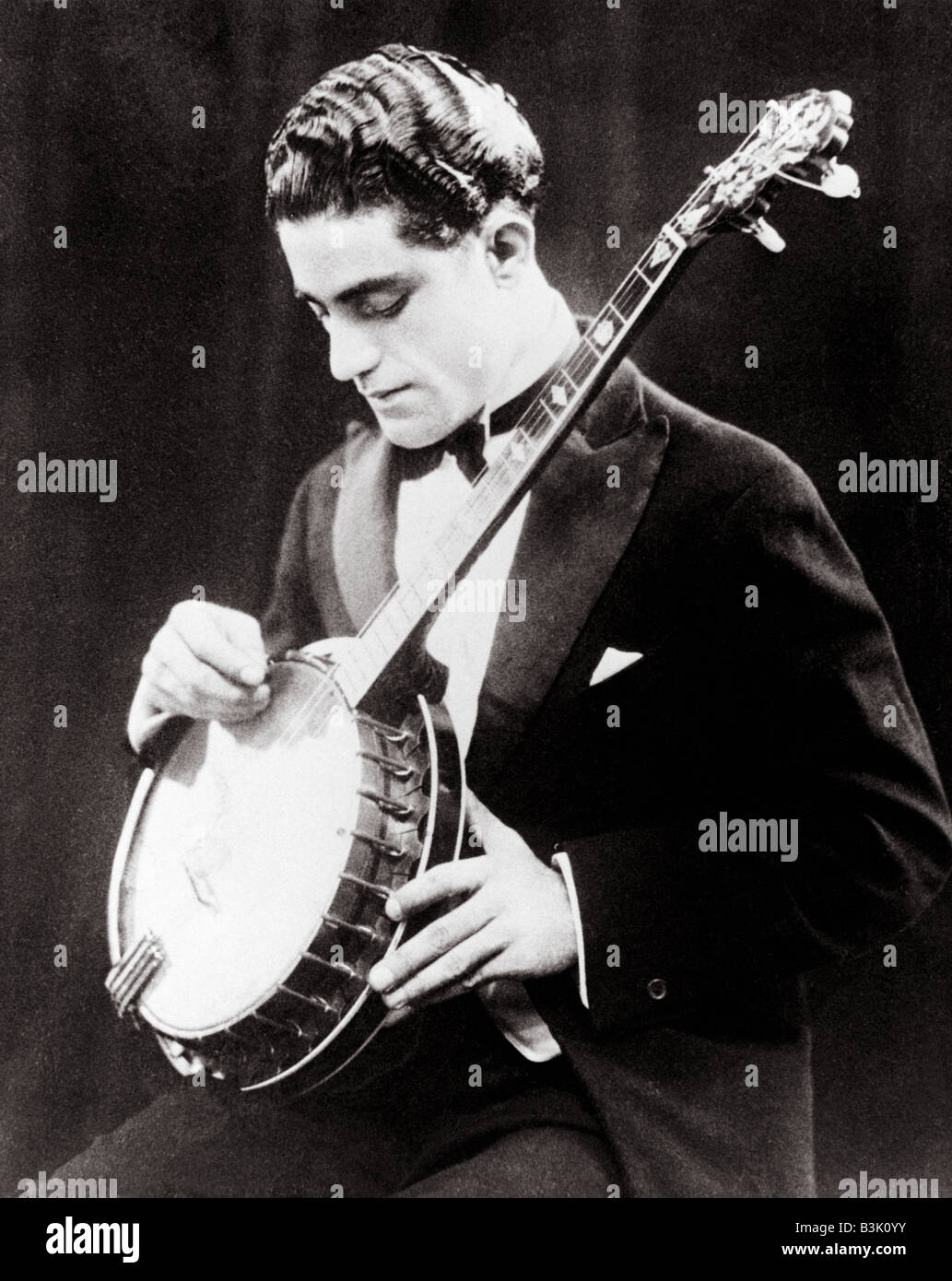 AL BOWLLY UK singer and bandleader 1899 to 1941 Stock Photo - Alamy