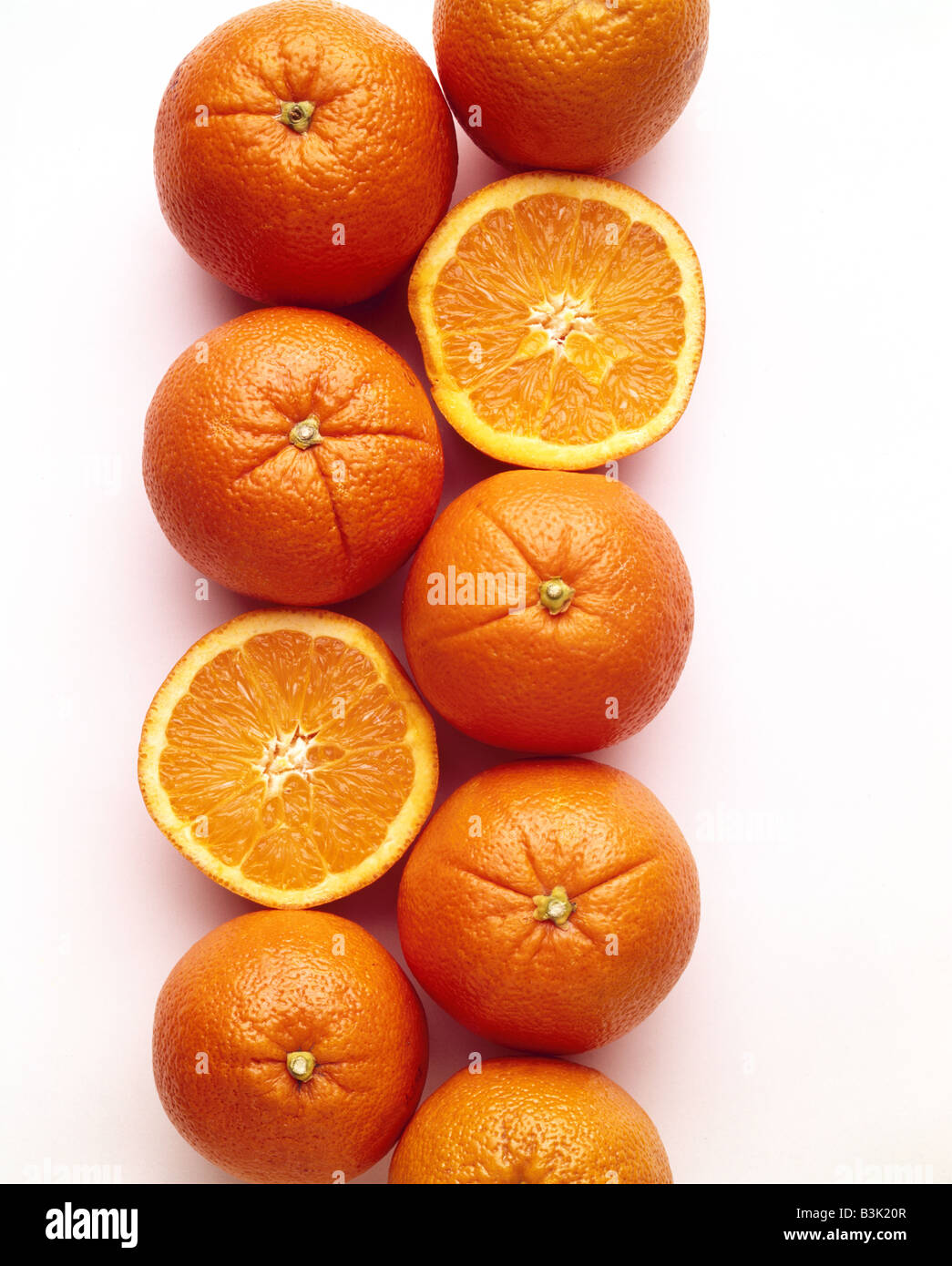2 ROWS WITH LINED UP ORANGES Stock Photo - Alamy