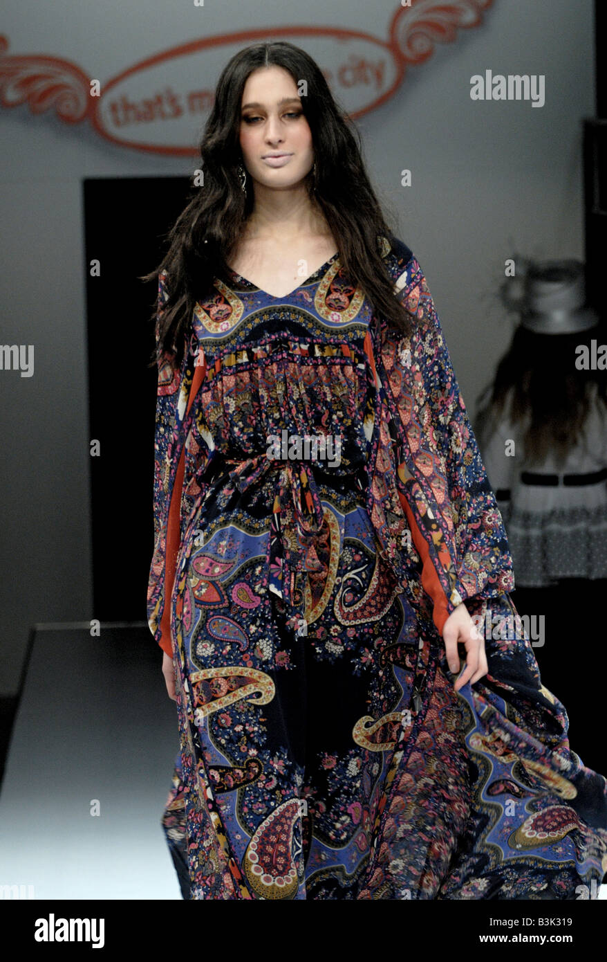 Female model at a fashion show Stock Photo - Alamy