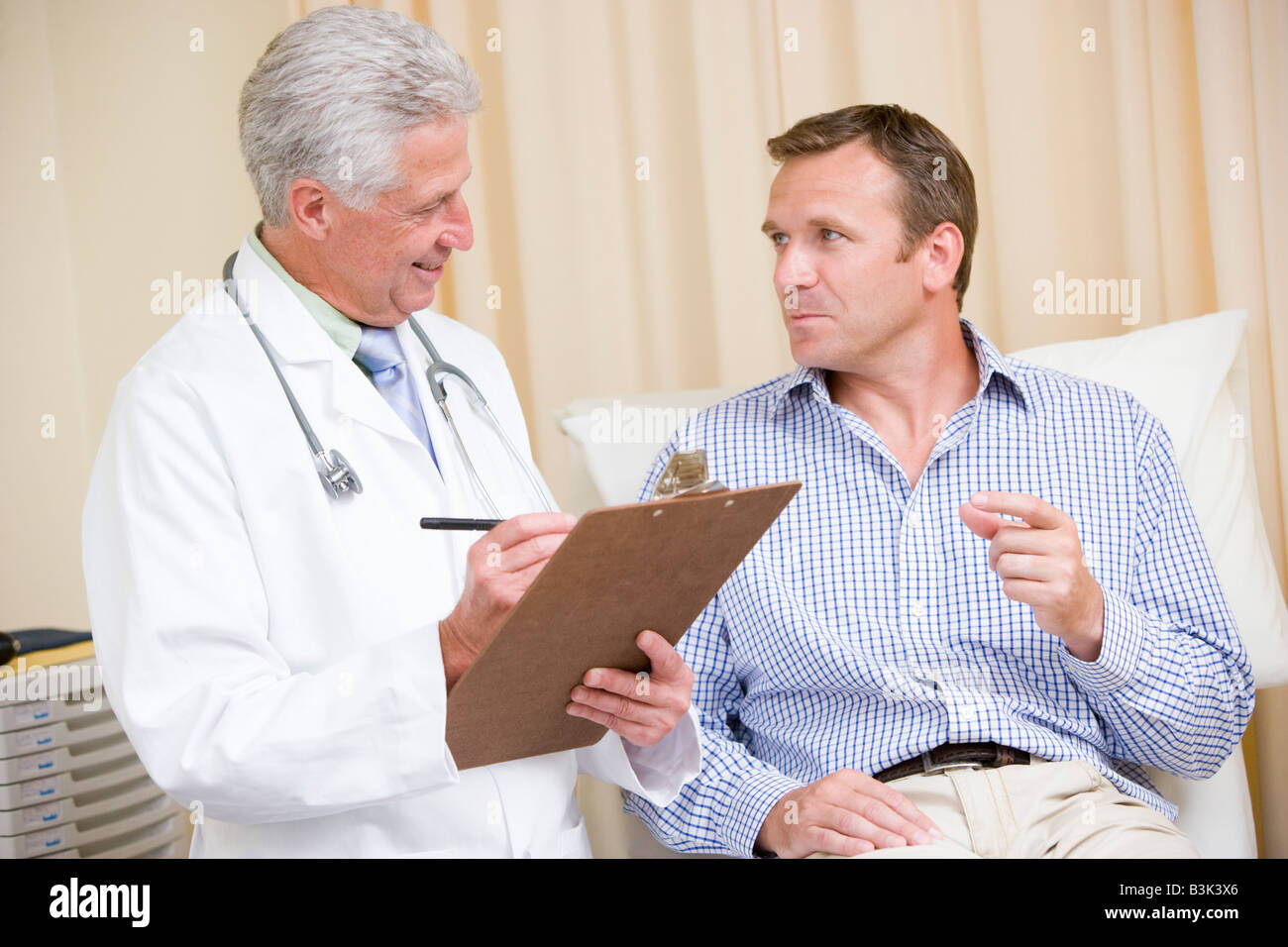 Gp taking notes hi-res stock photography and images - Alamy