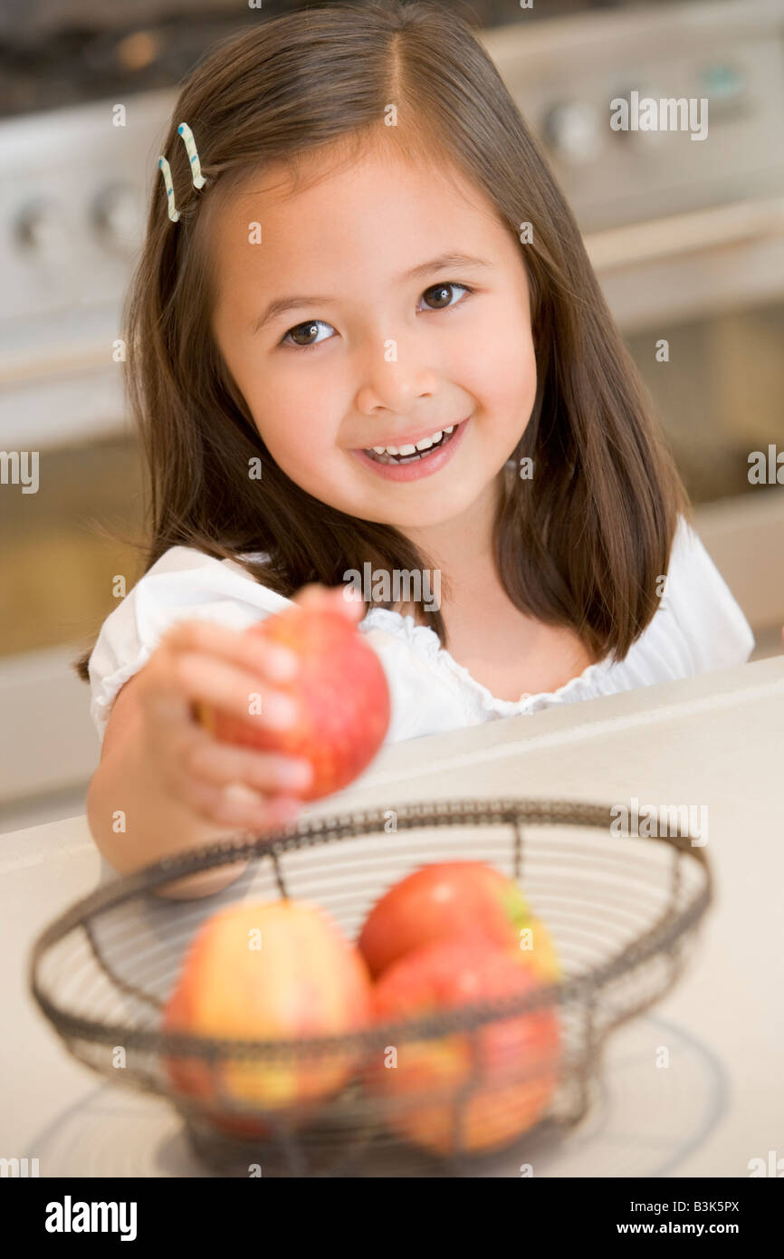 Getting apple hi-res stock photography and images - Alamy
