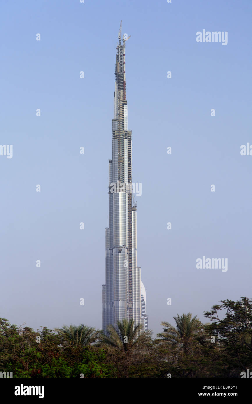 Burj tower construction hi-res stock photography and images - Alamy