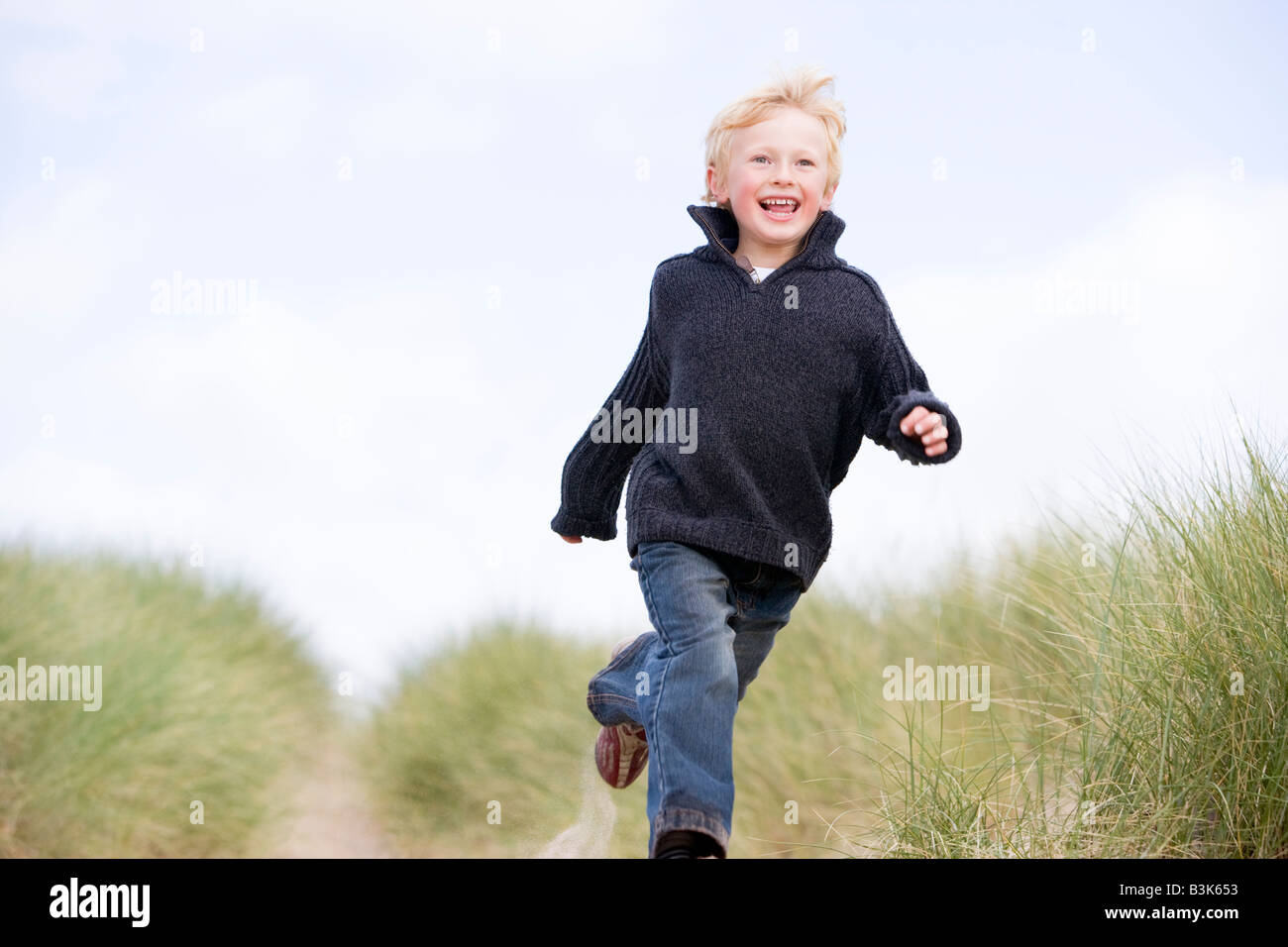 Running be hi-res stock photography and images - Alamy