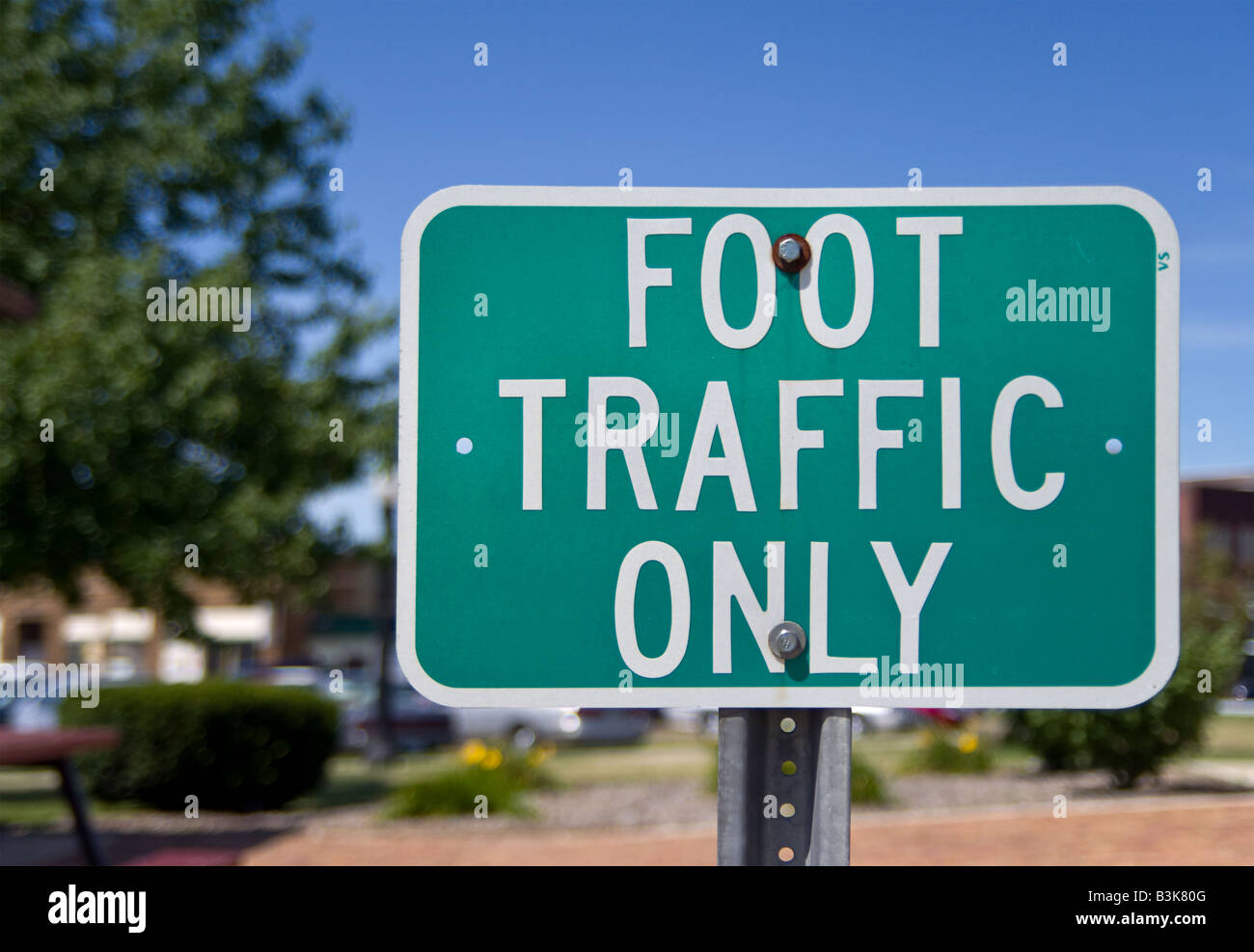 Green Foot Traffic Only sign Stock Photo - Alamy Green Foot Traffic Only sign Stock Photo - Alamy