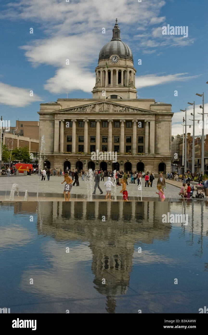 Nottingham city hall hi-res stock photography and images - Alamy