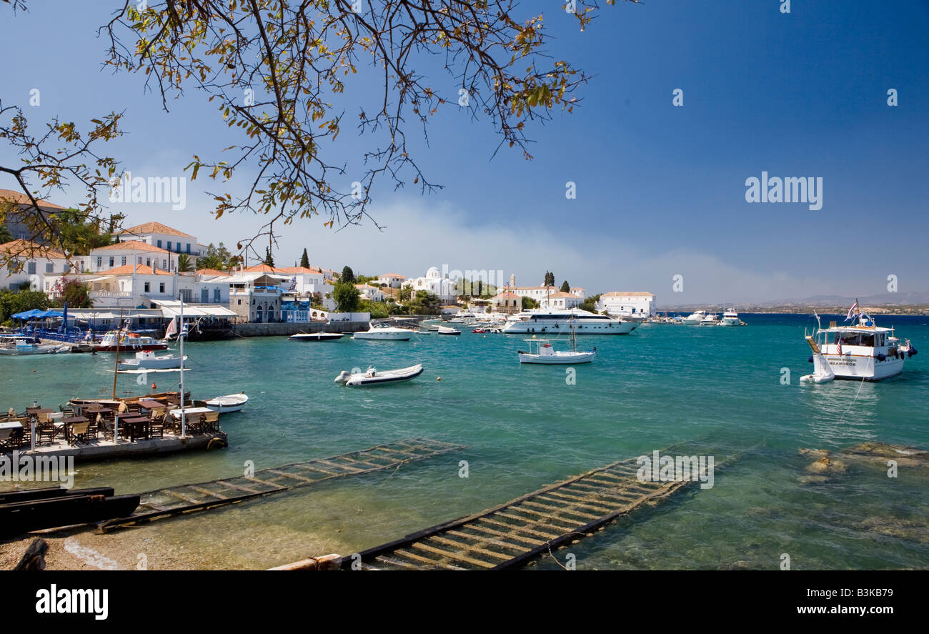 Spetses town hi-res stock photography and images - Alamy
