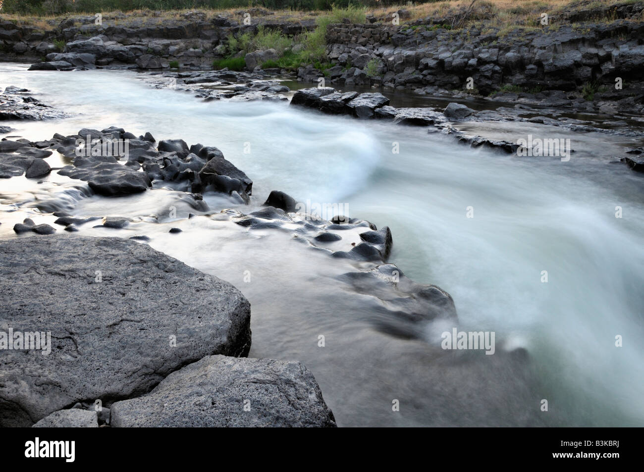 Stream flows through rocky hi-res stock photography and images - Alamy