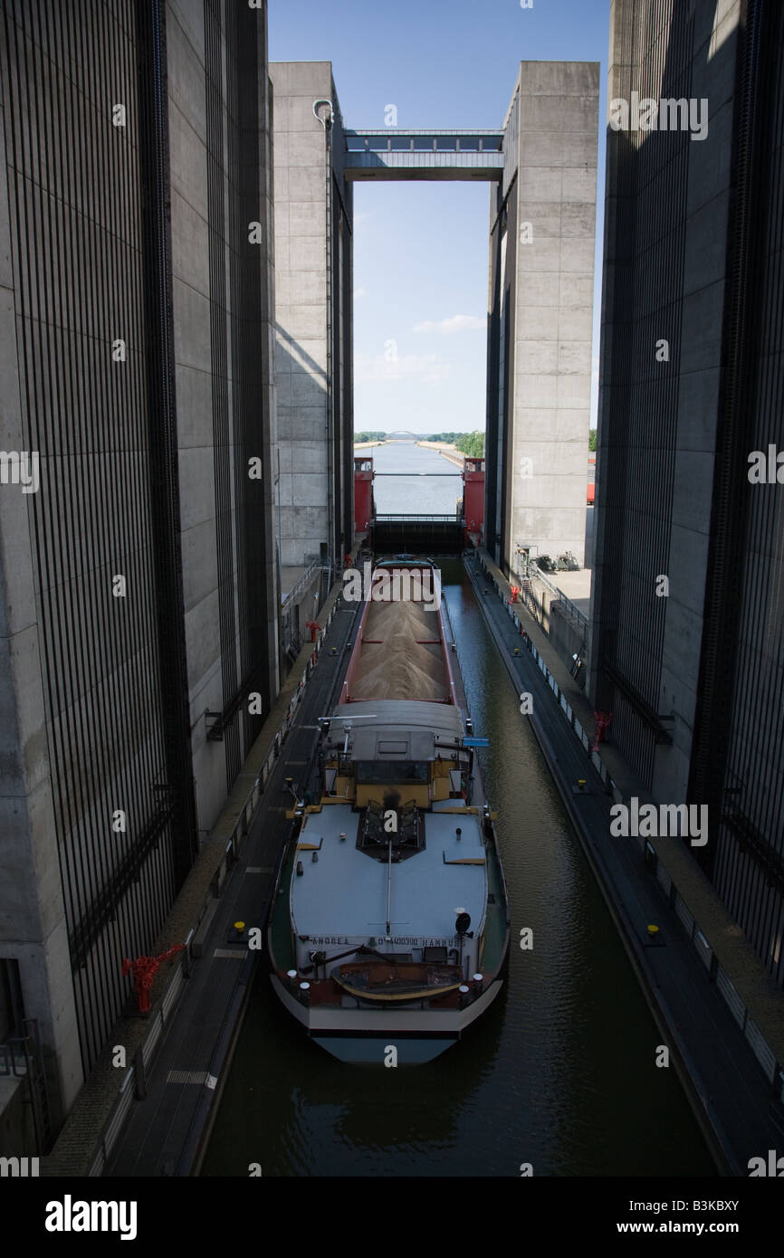 Ship lift in Scharnebeck, Germany Stock Photo - Alamy