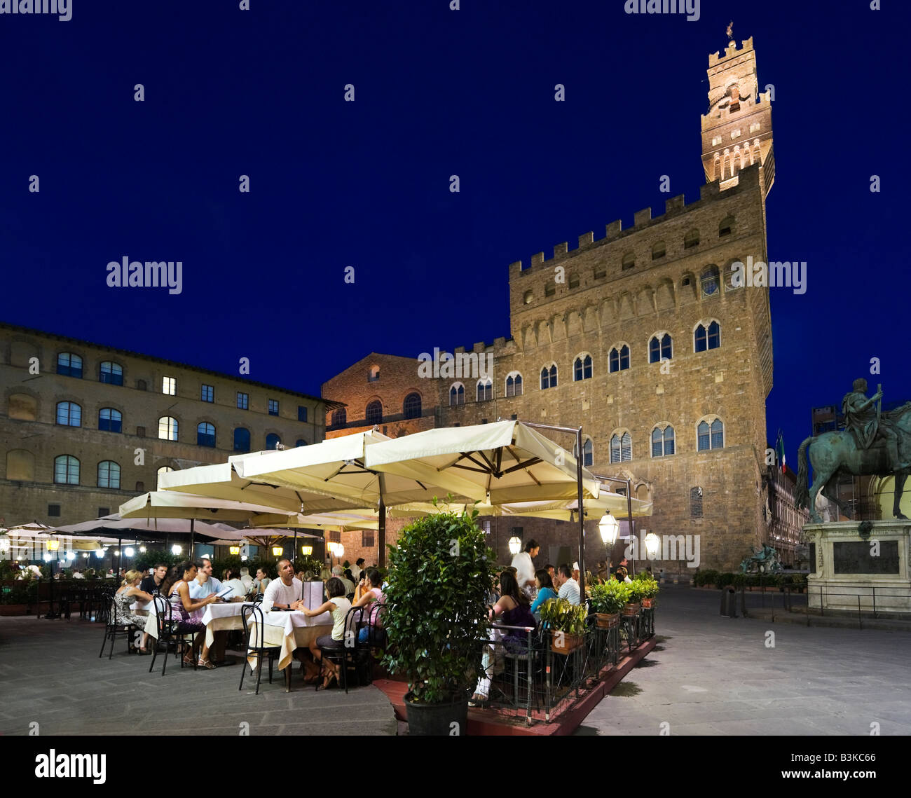 Piazza della signoria florence hi-res stock photography and images - Alamy