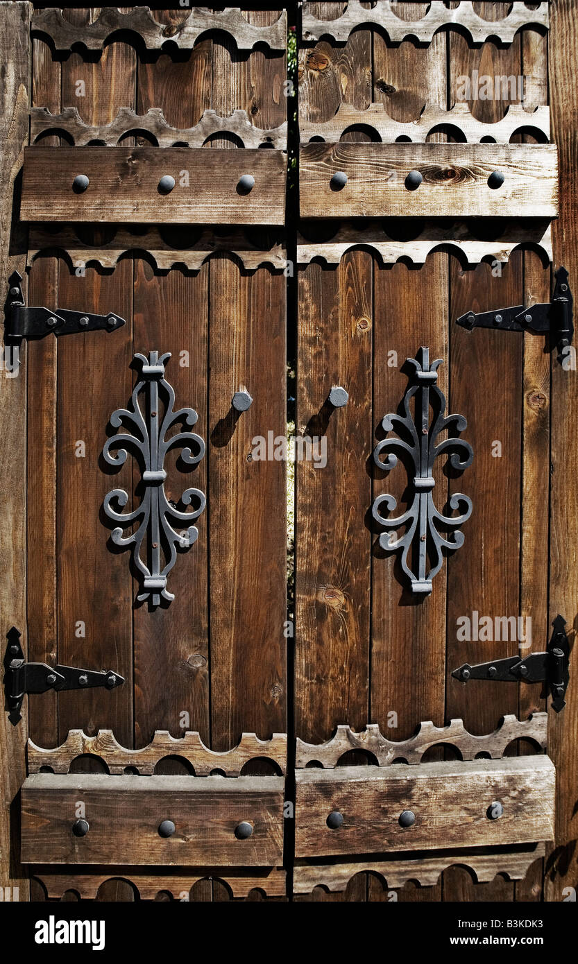 a worn out old wooden door Stock Photo - Alamy
