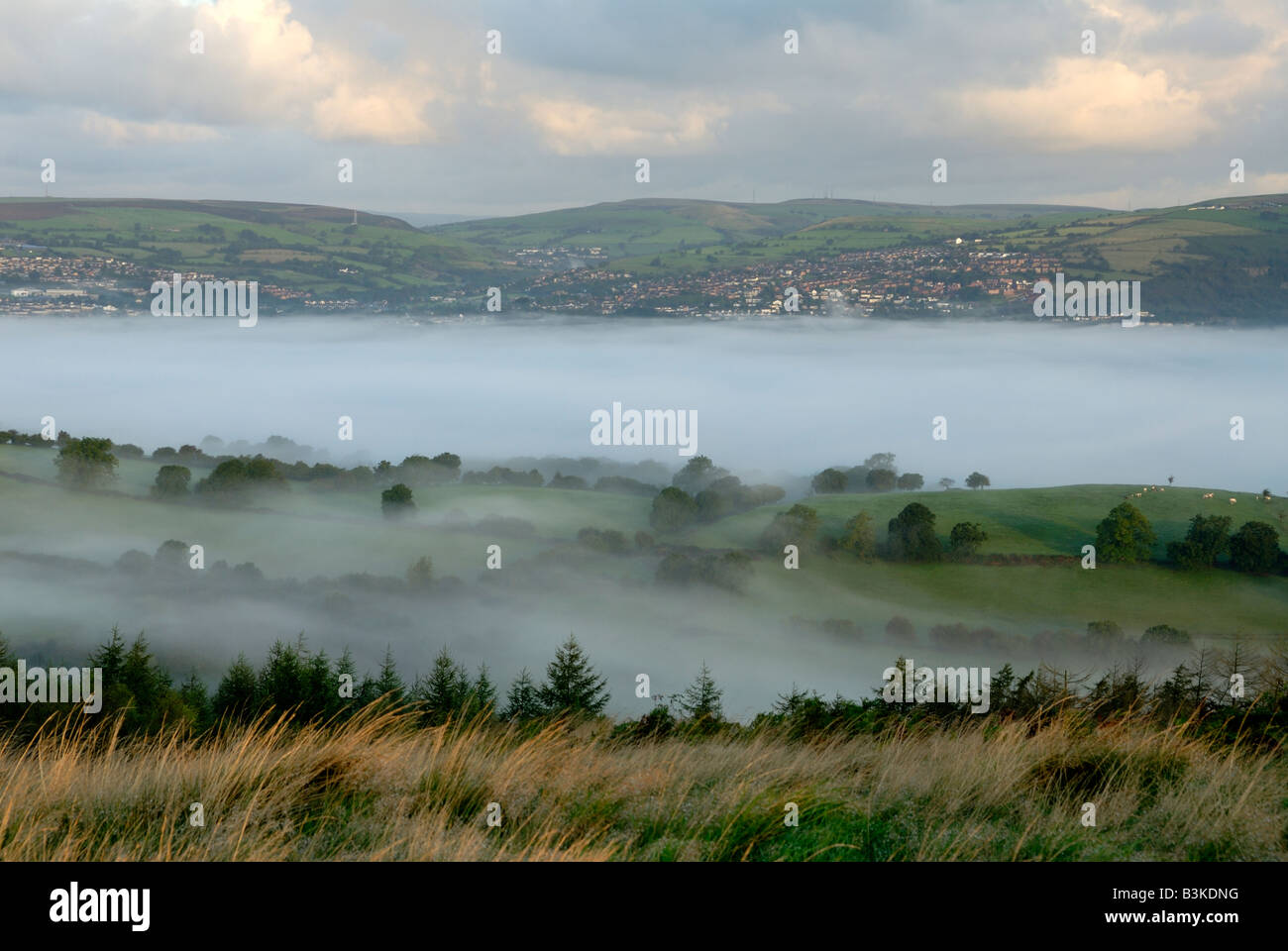 A temperature inversion over Caerphilly from Rudry common Stock Photo ...