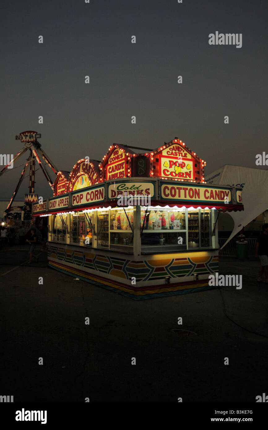 Concessions stand hi-res stock photography and images - Alamy