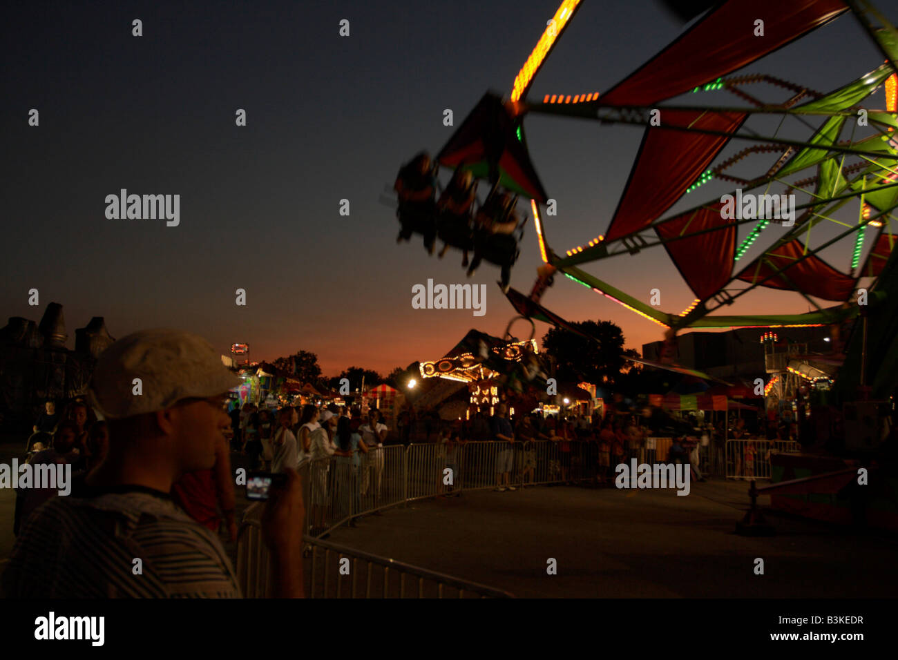 Spinning carnival ride hi-res stock photography and images - Alamy