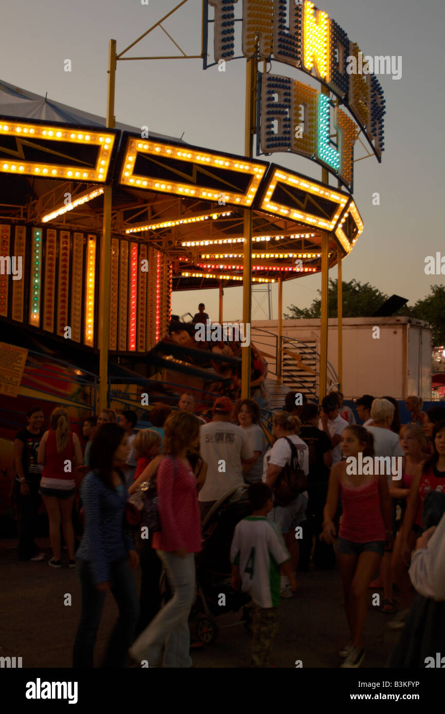 Carnival midway amusement ride hi-res stock photography and images - Alamy