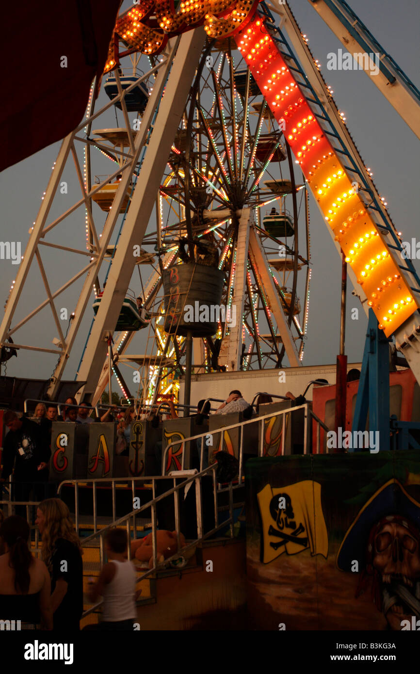Waiting in line for a ride Stock Photo - Alamy