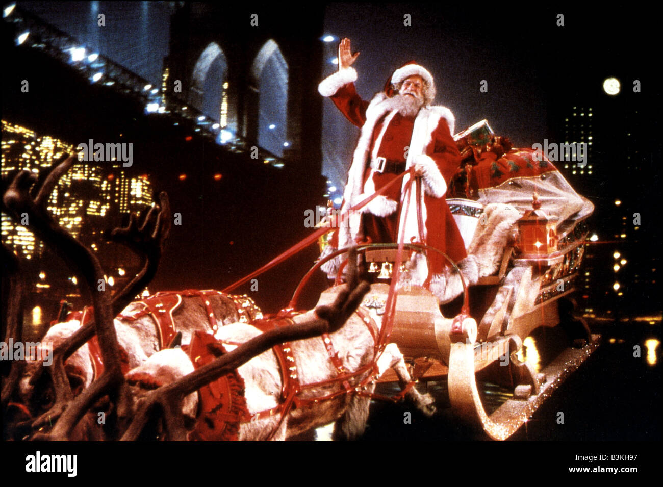 SANTA CLAUS 1985 Alexander Salkind film with David Huddleston as Santa ...