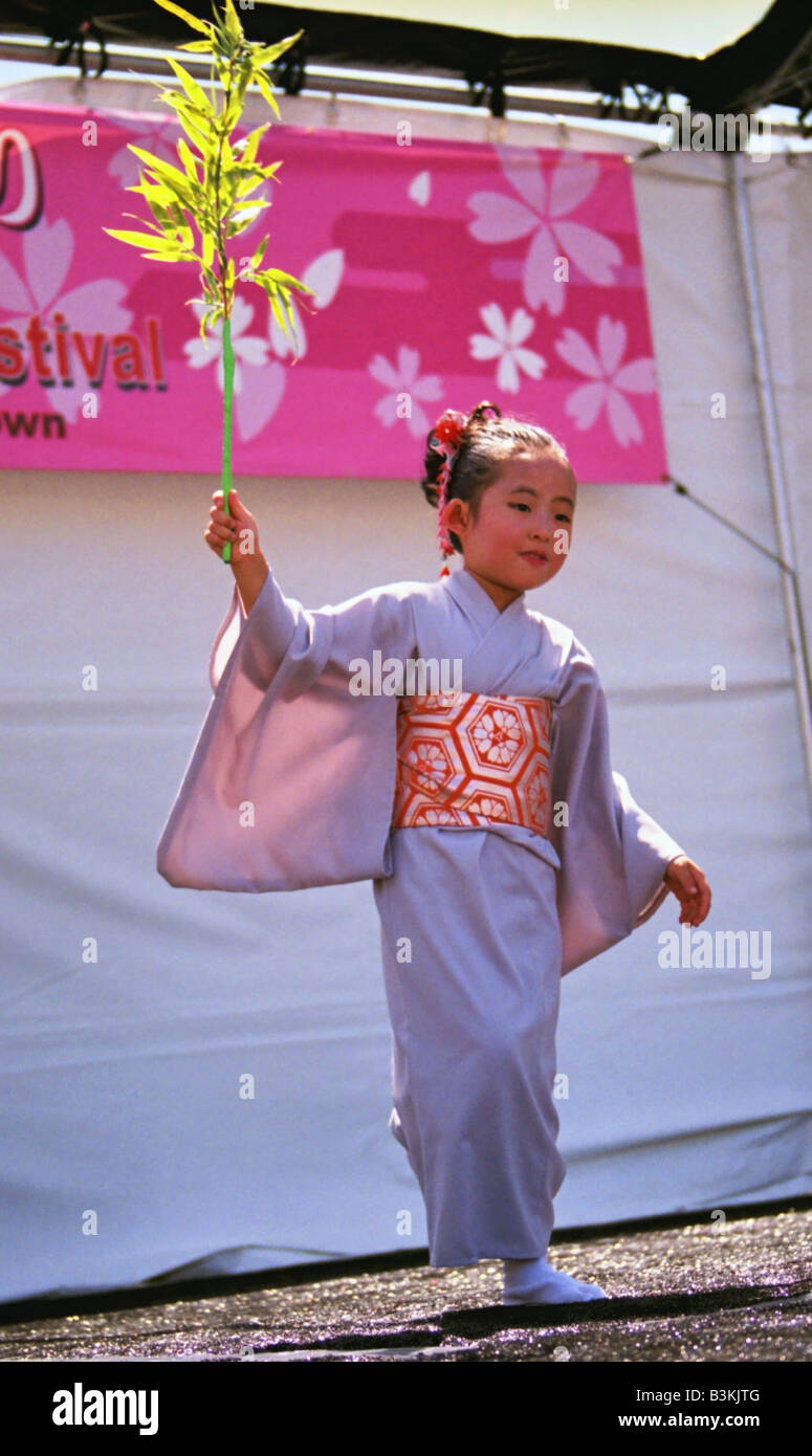 Japanese Child Dance High Resolution Stock Photography and Images - Alamy