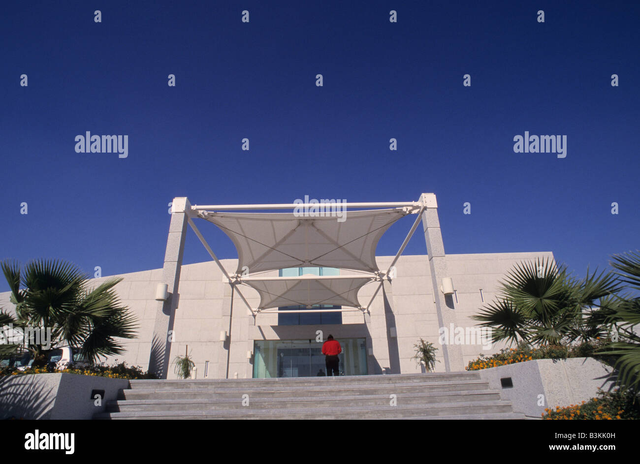 Middle East, the Kingdom of Bahrain (Arabic: Mamlakat al-Baá¸¥rayn ...