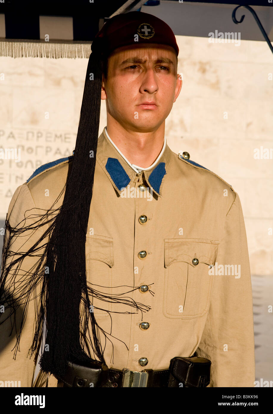 Traditional Evzon Guard at Tomb Of The Unknown Soldier, Athens, Greece ...