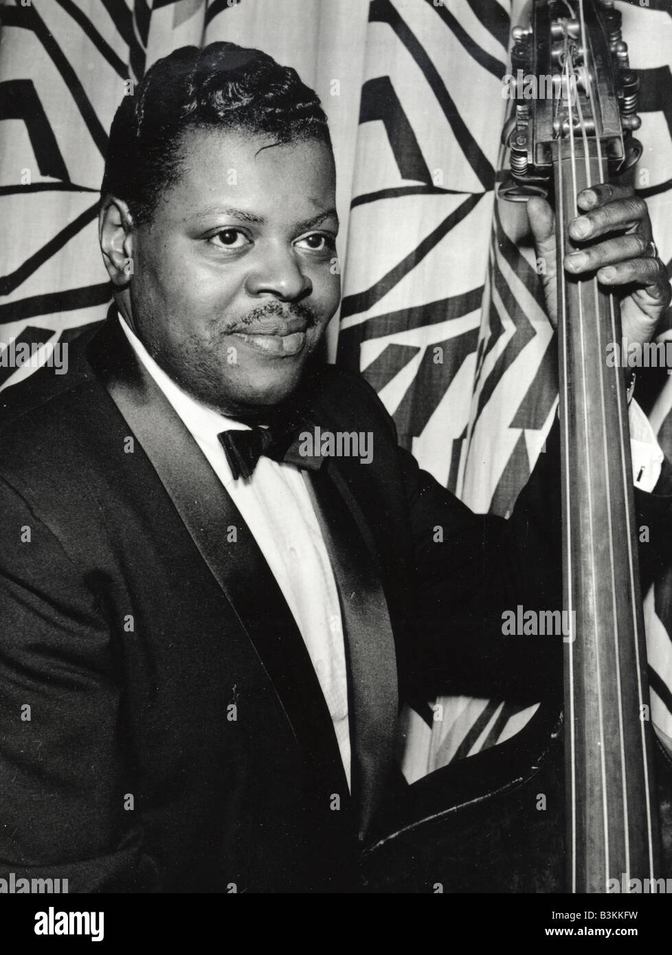 Musician artist hi-res stock photography and images - Alamy