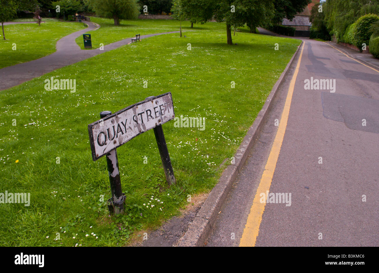 Roadside street signs on grass for Quay Street Hereford Herefordshire ...